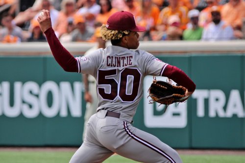 PHOTOS: Mississippi State's ambidextrous pitcher Jurrangelo Cijntje ... PHOTOS: Mississippi State's ambidextrous pitcher Jurrangelo Cijntje ...