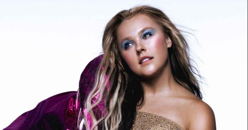 JoJo Siwa Explains Why She Wore a Bedazzled Bulge in Photoshoot ...