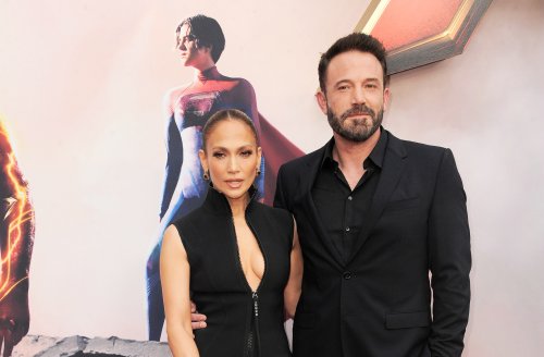 Jennifer Lopez Shares Shirtless Pic Of Daddy Ben Affleck In Steamy jennifer-lopez-shares-shirtless-pic-of-daddy-ben-affleck-in-steamy