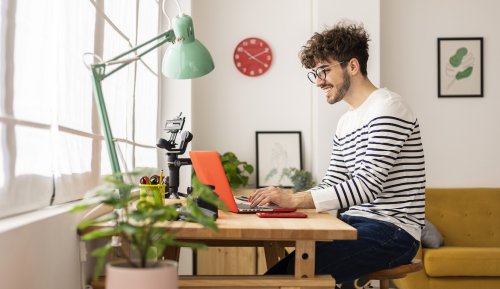 How To Prove To Your Boss That You re Doing Your Job While Remote And 