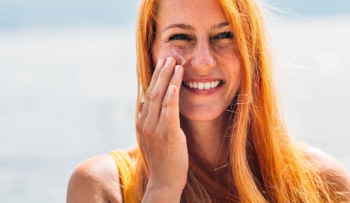 How To Treat (and Avoid) a Rash From Sunscreen, According to ...