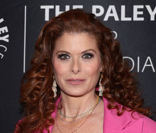Debra Messing Celebrates 25 Years Of ‘will And Grace In Pink Christian